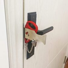 Best Door Locks for Apartments and Renters in 2026 | SafeWise