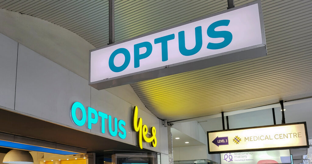 Australians warned over new Optus outage scam | SafeWise