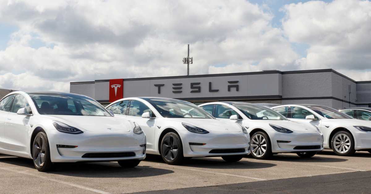 The Safety Issues Behind Tesla's Massive 2 Million Vehicle Recall ...