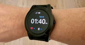 Top 4 Best Medical Alert Watches for Seniors (2025 Edition) | SafeWise