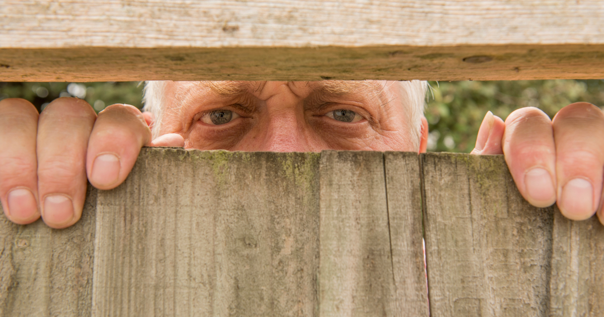 5 Ways To Deal with Nosy Neighbors | SafeWise